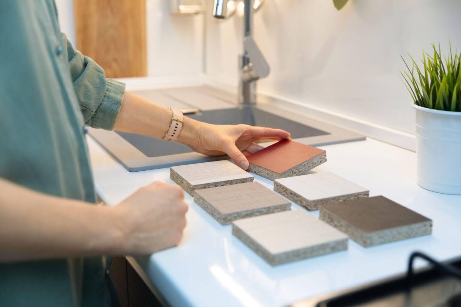 The Pros and Cons of Kitchen Sink Countertop Materials
